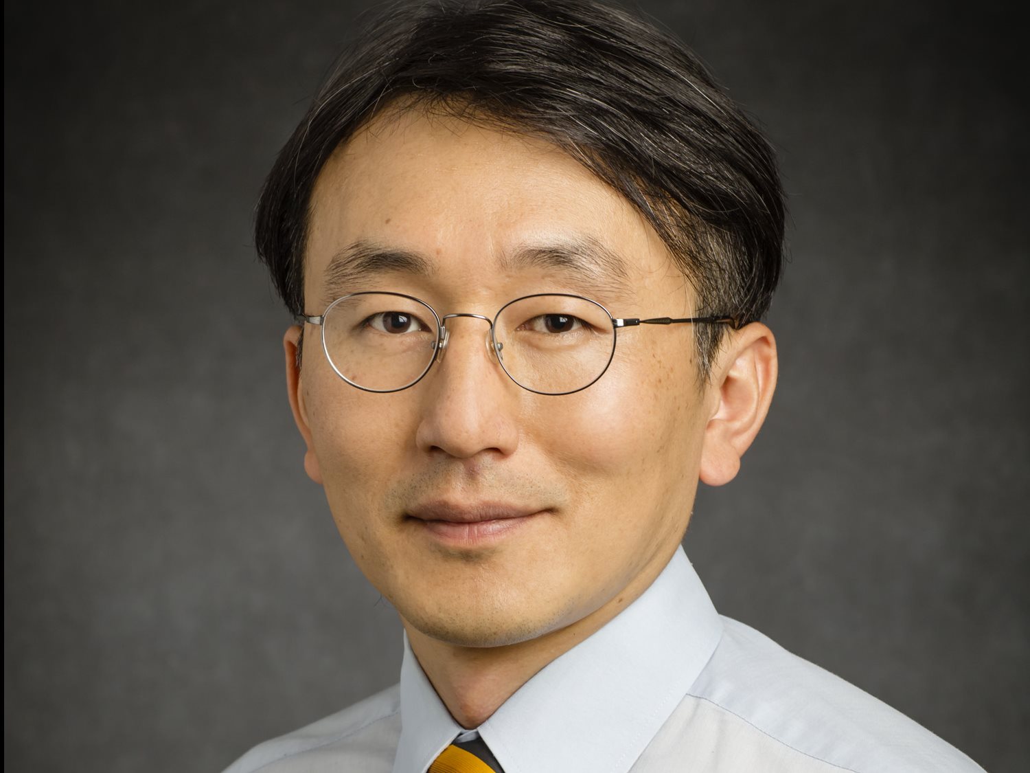 Nam Sung Kim earns multiple awards for papers, reviews | Coordinated Science Laboratory | Illinois